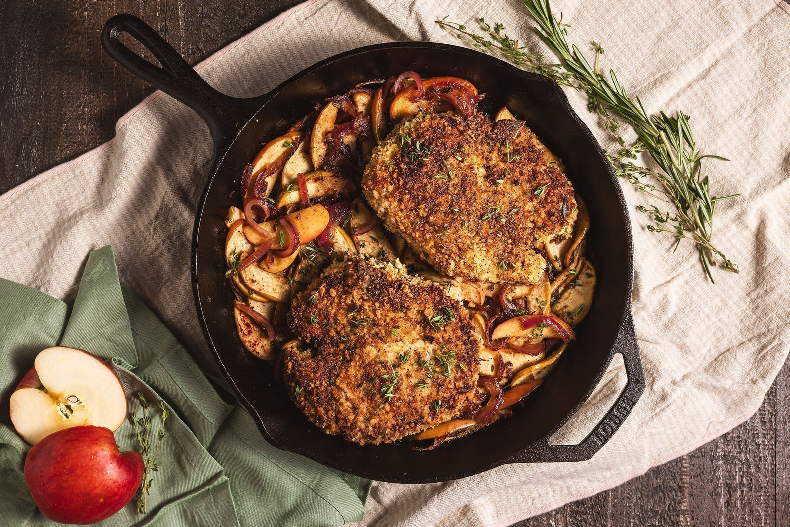 One-Pan Pork Chops & Apples – Lodge Cast Iron