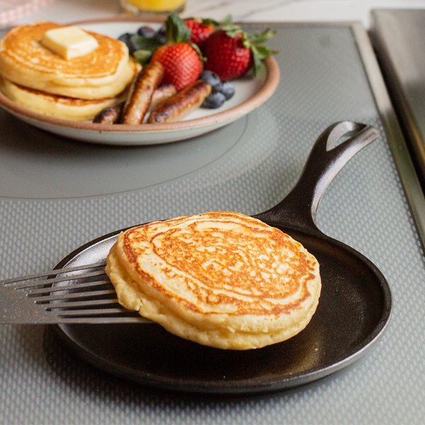 Round Cast Iron Griddle | Shop All Sizes Online | Lodge Cast Iron