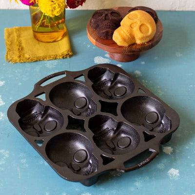 Mini Skull Cake Pan | Shop Skull Molds Online | Lodge Cast Iron